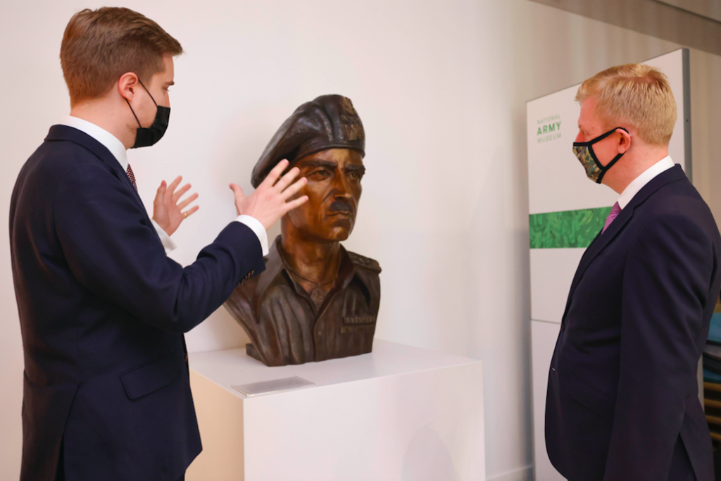 Bust of WWII Hero General Anders unveiled in historic event at the ...