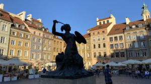 77 years after – Poland decided to rebuild Warsaw from rubble