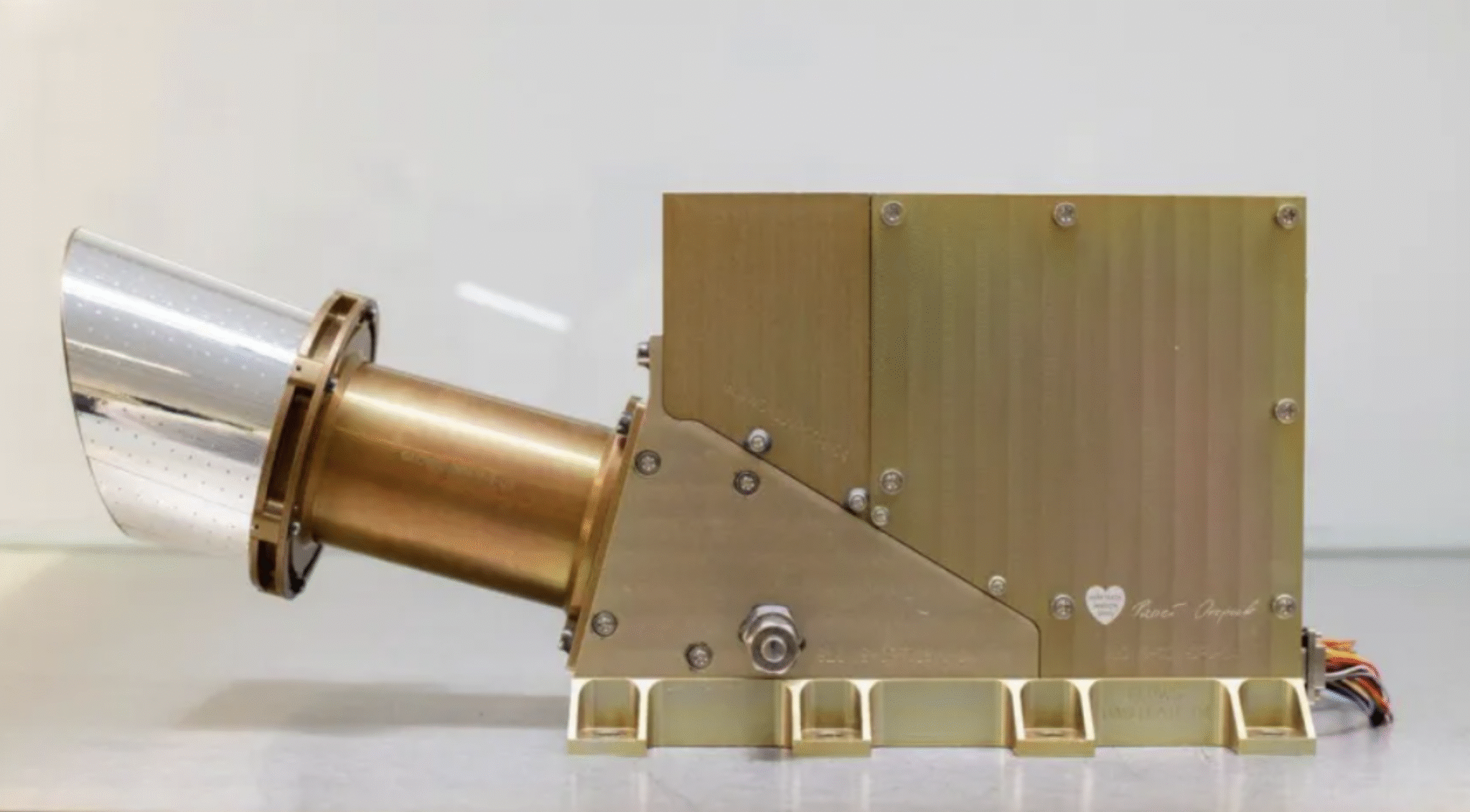 A NASA probe with a Polish-designed instrument launched from Florida ...